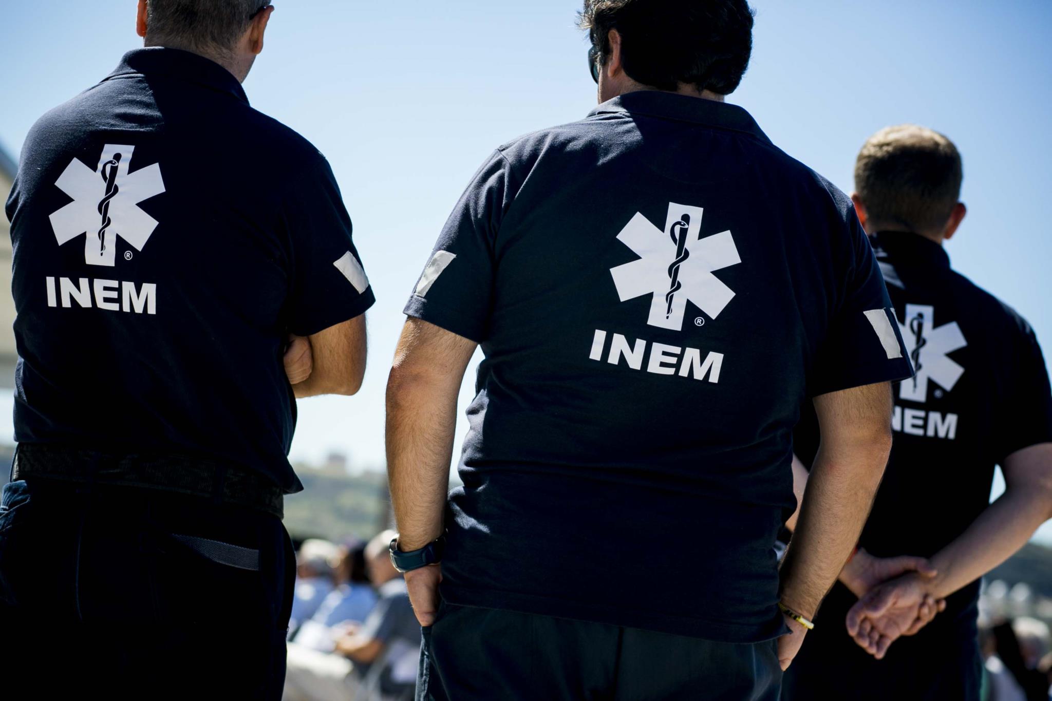 Tempos de atendimento do INEM são mais do dobro do recomendado - PÚBLICO