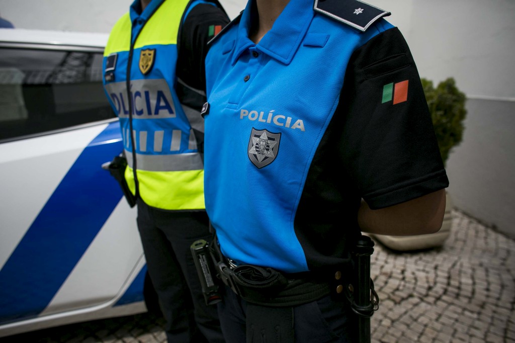 PSP. Está a chegar o Verão e os polícias não sabem o que vestir