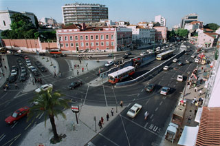Lisboa: PSD quer substituir construção polémica no Largo do Rato por um ...